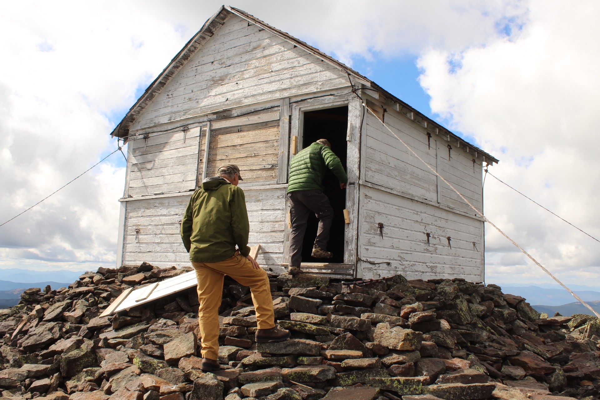 Old fire lookout towers find renewed purpose - Writers On The Range